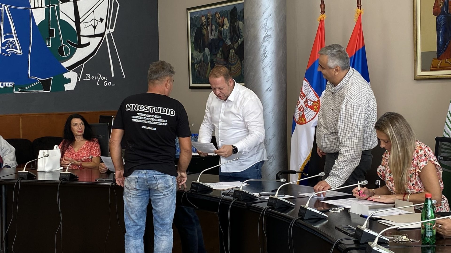 U Boru uručeni ugovori za subvencionisanje poljoprivrednih mašina za ...