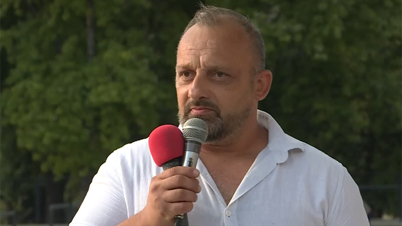 U Boru održan protest "Neću da ćurim jer imam decu" - Bor 030